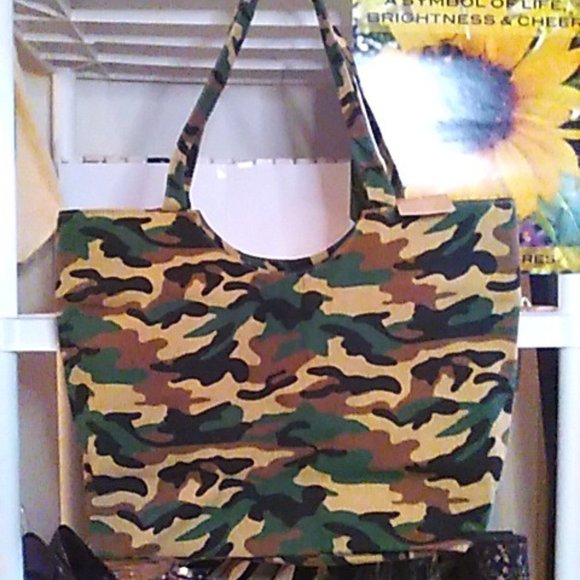 Styline | Bags | Styline Camo Tote Bag Large Zipper Closure Lined ...